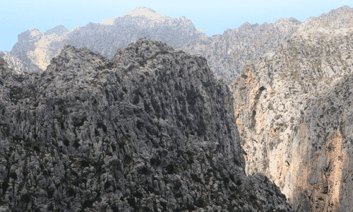 El Puig Major, la cumbre más alta de Mallorca. Espacio Natural Protegido.